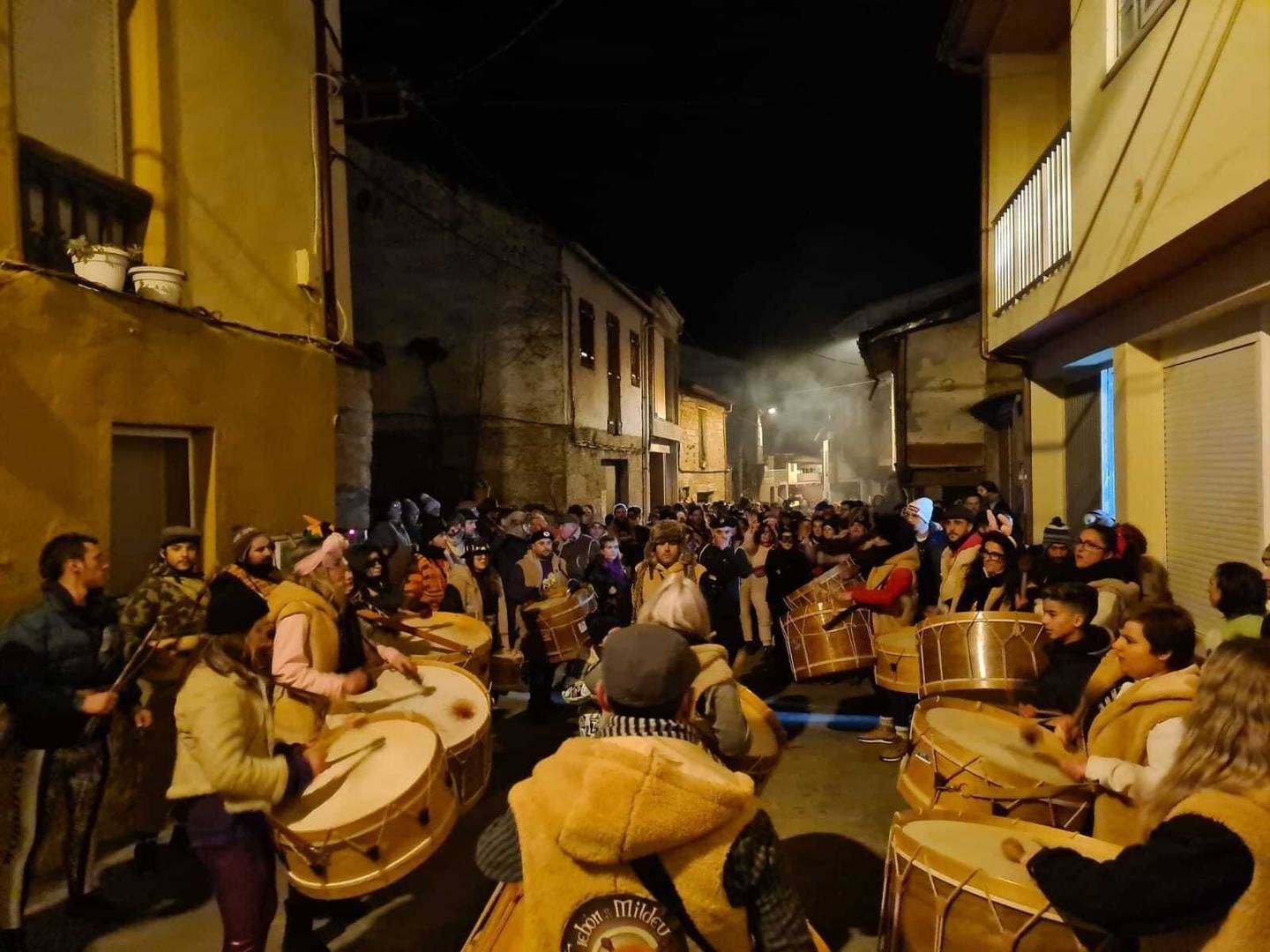 AXENDA | Venres de folión, comezan os festexos do Entroido de Laza